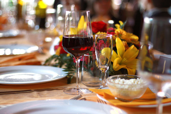 Restaurant gedeckter Tisch - Bilder kostenlos zum Download | Titania Foto